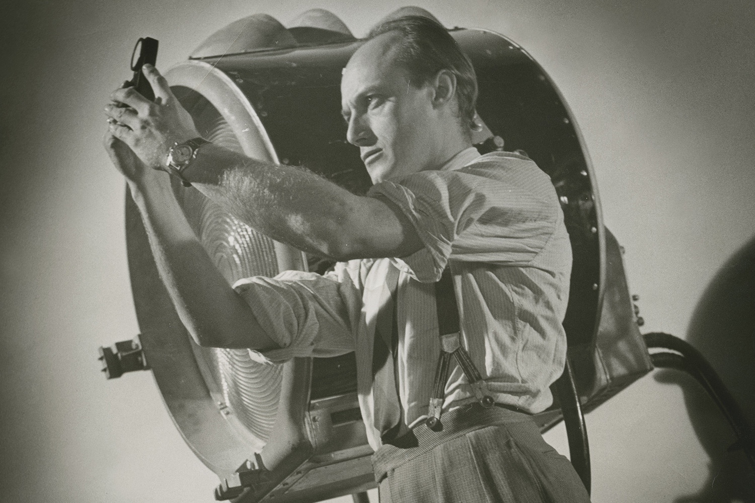 READ AN EXCERPT FROM JACK CARDIFF’S AUTOBIOGRAPHY, MAGIC HOUR ...