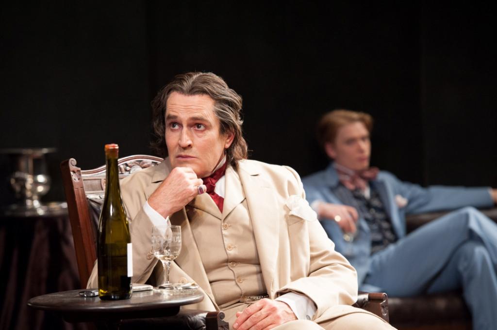 The Judas Kiss: Production Photos - Hampstead Theatre